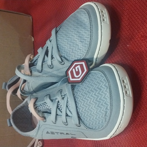 Astral | Shoes | Nwt And Original Box Womens Size 7 Astral Dockwater ...